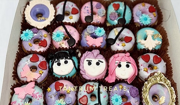 Pâtisserie : Donuts K-Pop - Demon Hunters à ATTIN - Montreuillois en ...